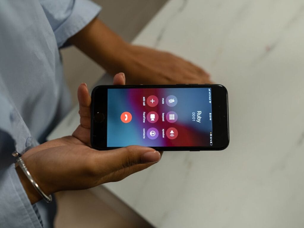 Trending Us — Social Media Ideas | Comments | Captions | Hashtags & Bio