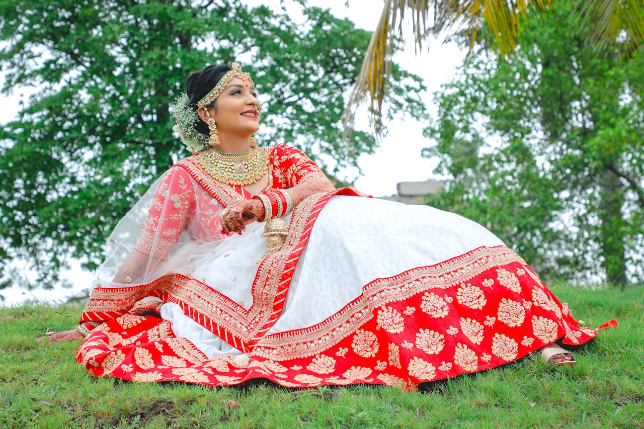 151+ Trending Songs for Saree Look – Best Instagram Reels Audio List ...